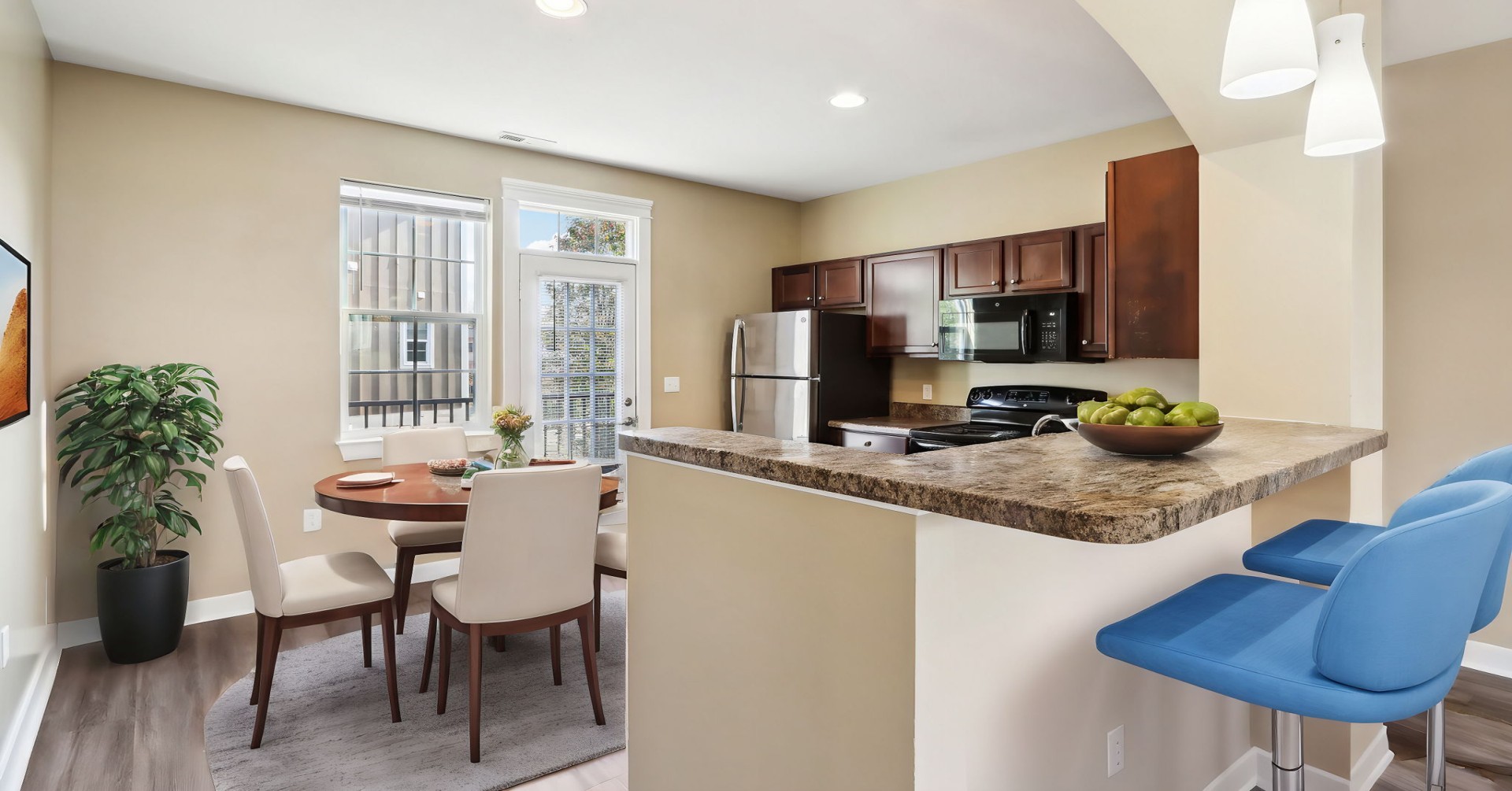 Bloomington, IN Apartments Photo Gallery | City Flats at Renwick